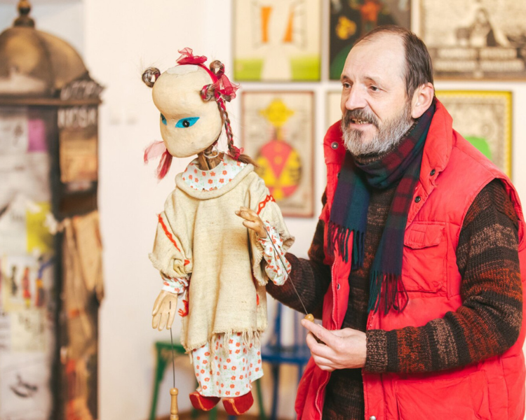 Tour of the ”The Living Puppet Museum” | Vilnius Events